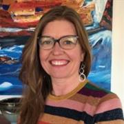 Lisa Fletcher | About | University of Tasmania