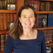 Robyn Moore | About | University of Tasmania